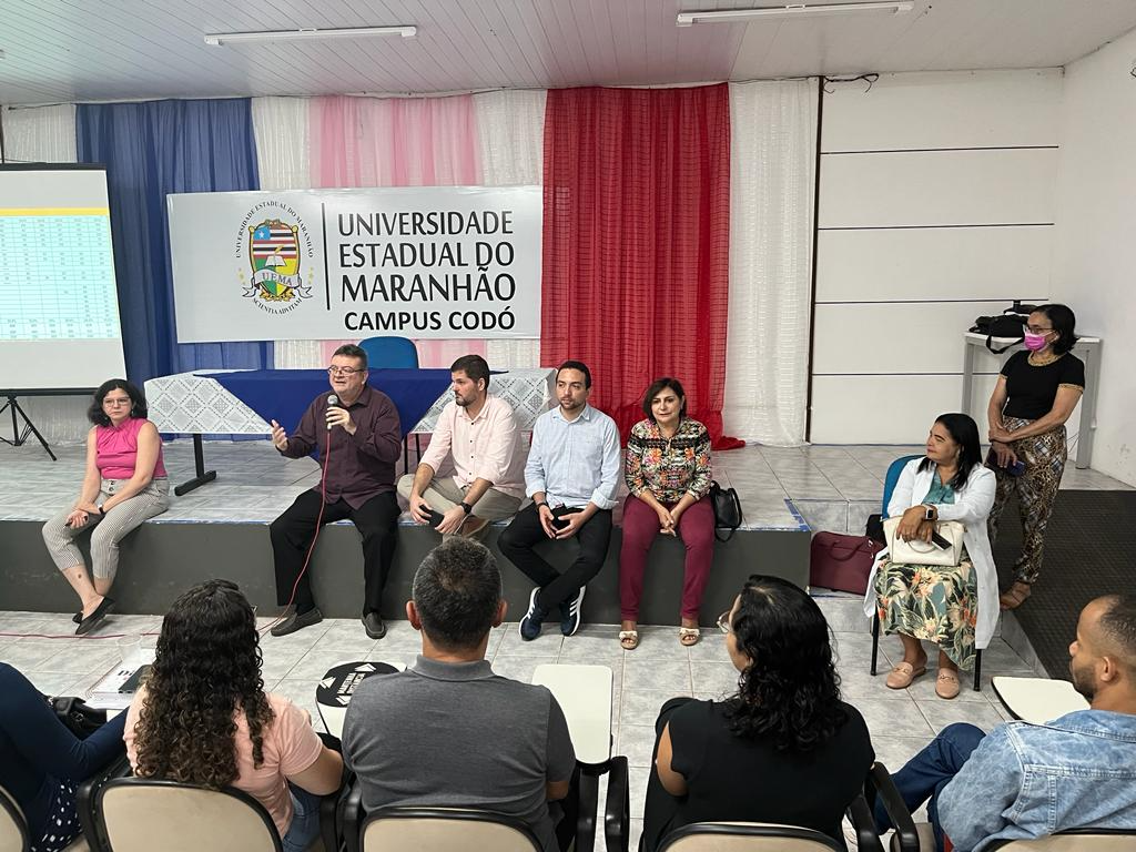 PPG | Pró-Reitor de Pesquisa e Pós-Graduação da UEMA visita os campi de ...